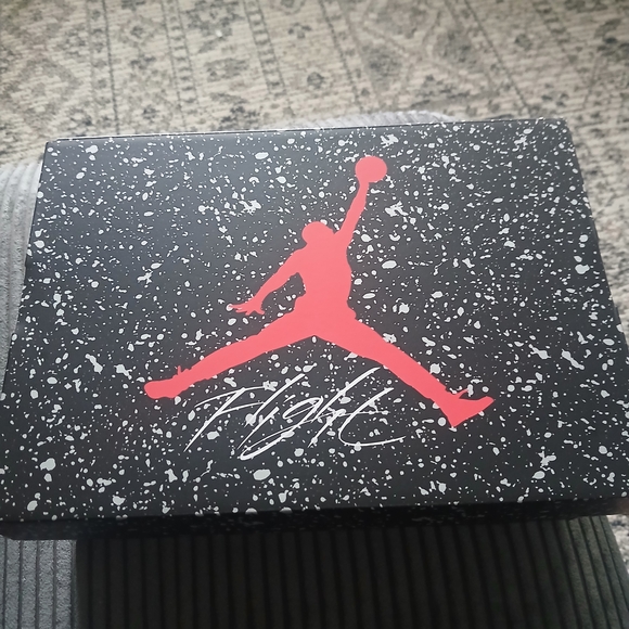 Jordan | Shoes | Jordan Spizike Low Se Box With Speckled Pattern | Poshmark